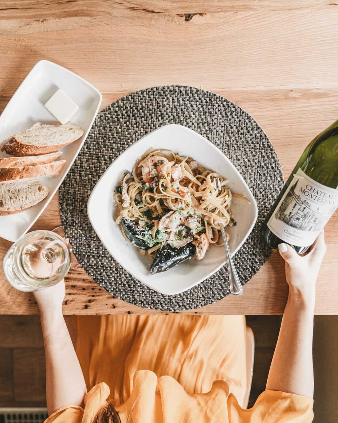 15 California Restaurants To Dine At In Calistoga, Butte, & Sacramento