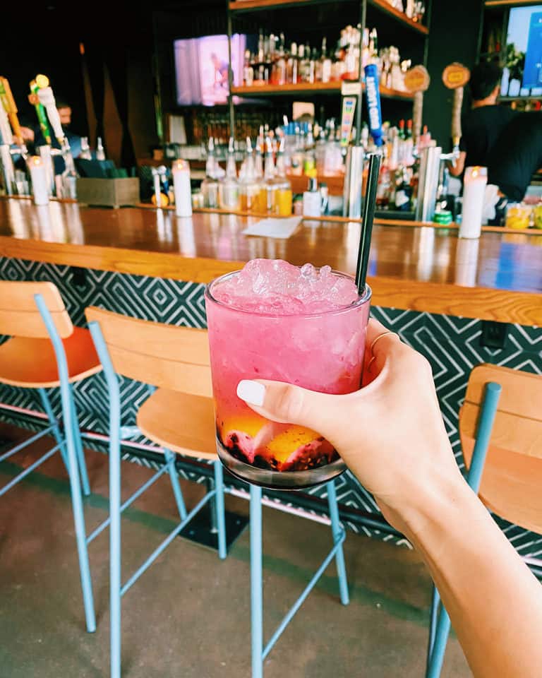 New Texas Waiver Allows Austin Restaurants & Bars To Deliver Cocktails