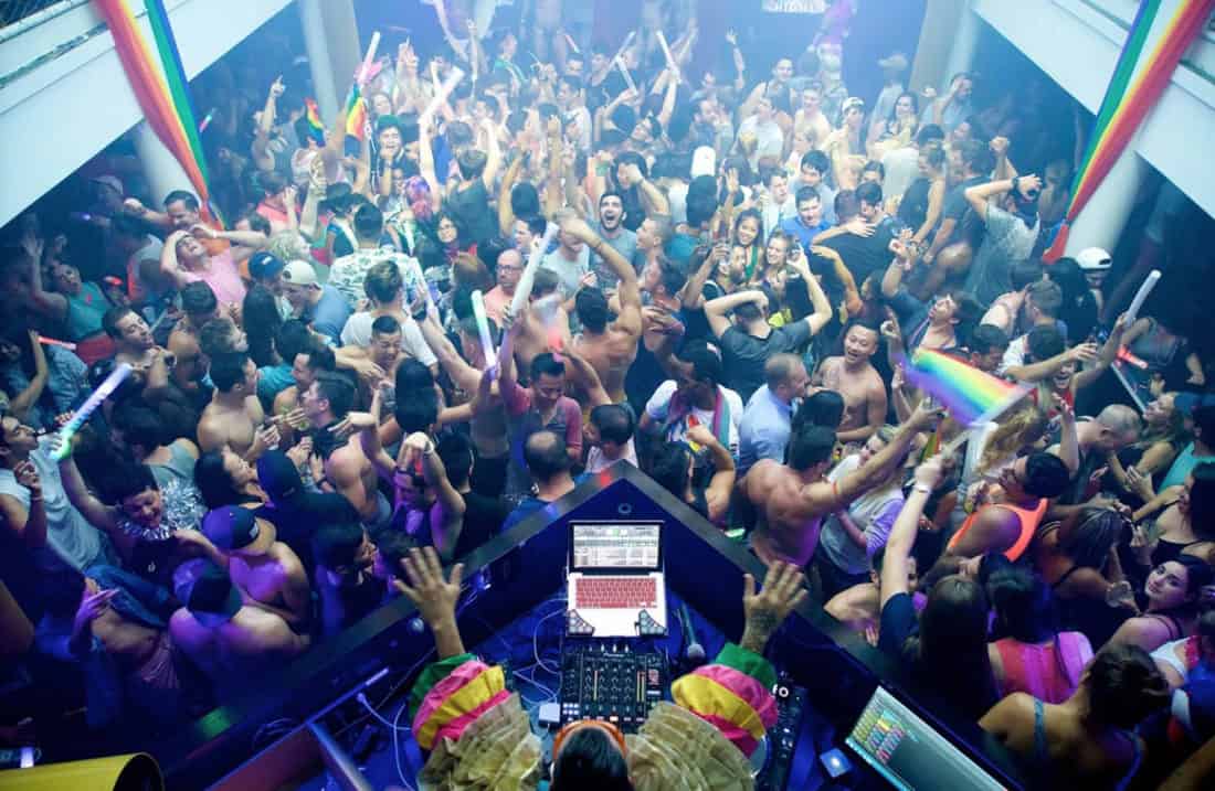 9 Best Gay Bars In Austin Texas | A Taste of Koko