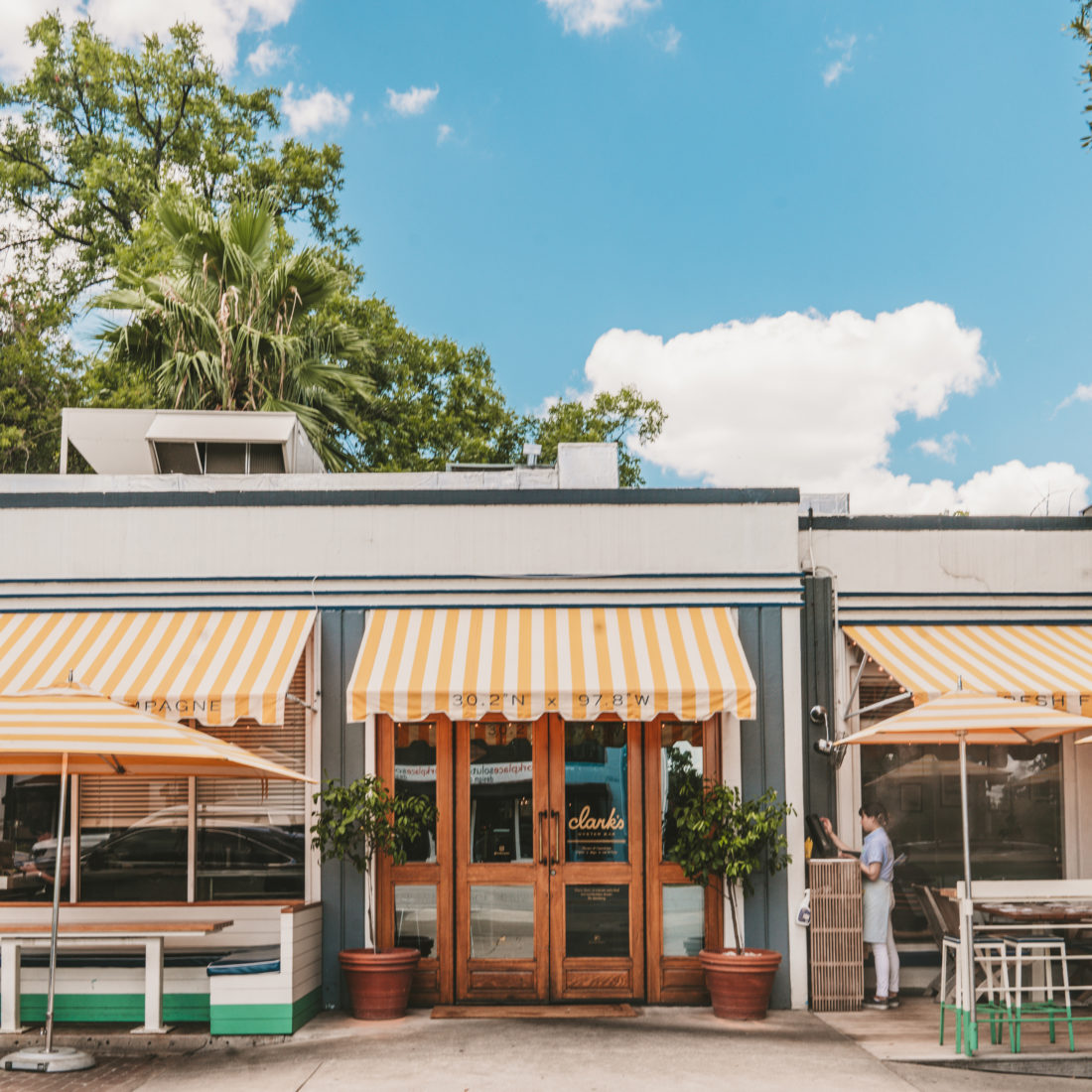 19 Best Restaurants For Seafood In Austin (2023) | A Taste of Koko