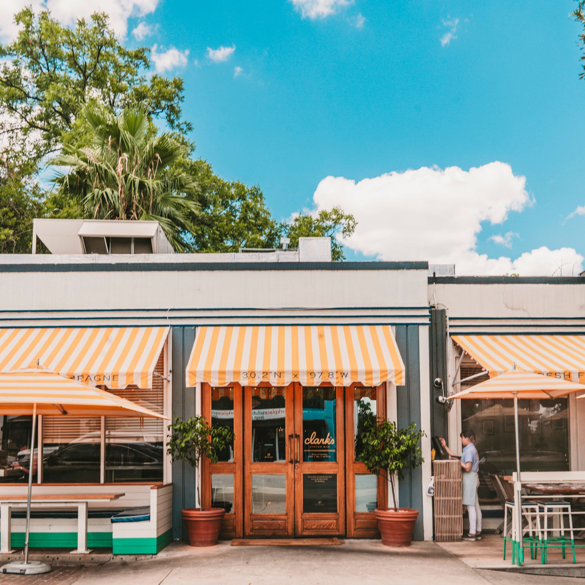 19 Best Restaurants For Seafood In Austin (2023) | A Taste of Koko